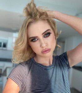 Chloe Cherry Biography, Facts, Family, Net Worth | Gossips Diary