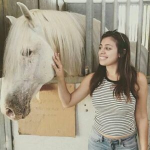 Ella Knox Biography, Age, Height, Measurements, Net Worth, Photos